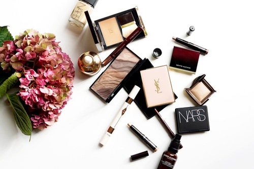 9 Most Popular Sephora Products - 2023 | Fabbon