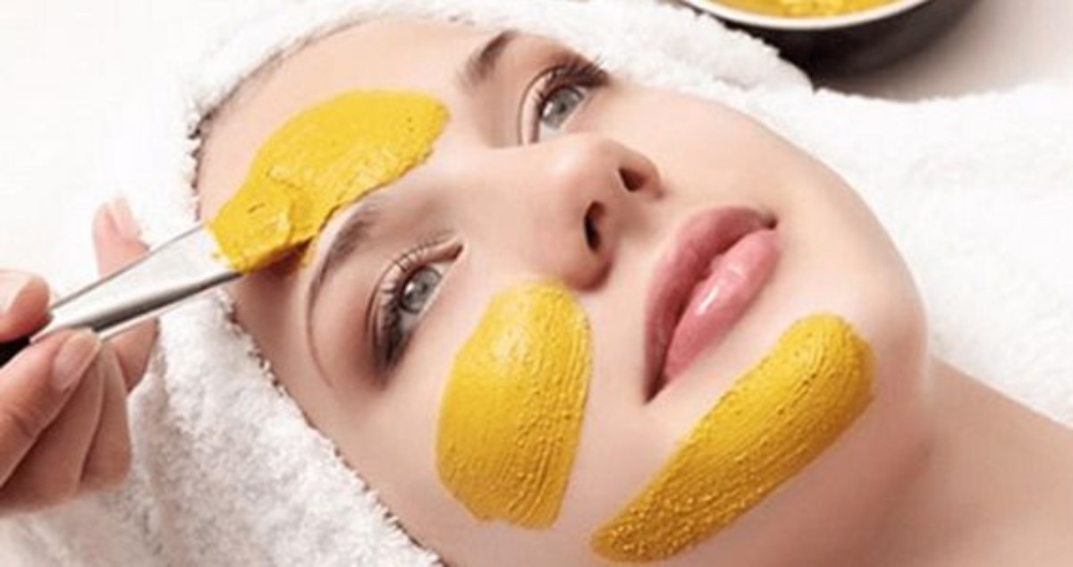 9 Ayurvedic Remedies To Get Bright And Spotless Skin | Fabbon