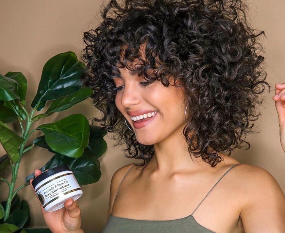 15 Best Curly Hair Styling Products Of 2023 (Updated) | Fabbon